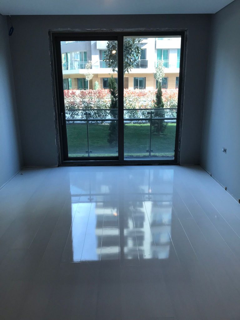 Highgloss Parlak Beyaz Parke Satın Al